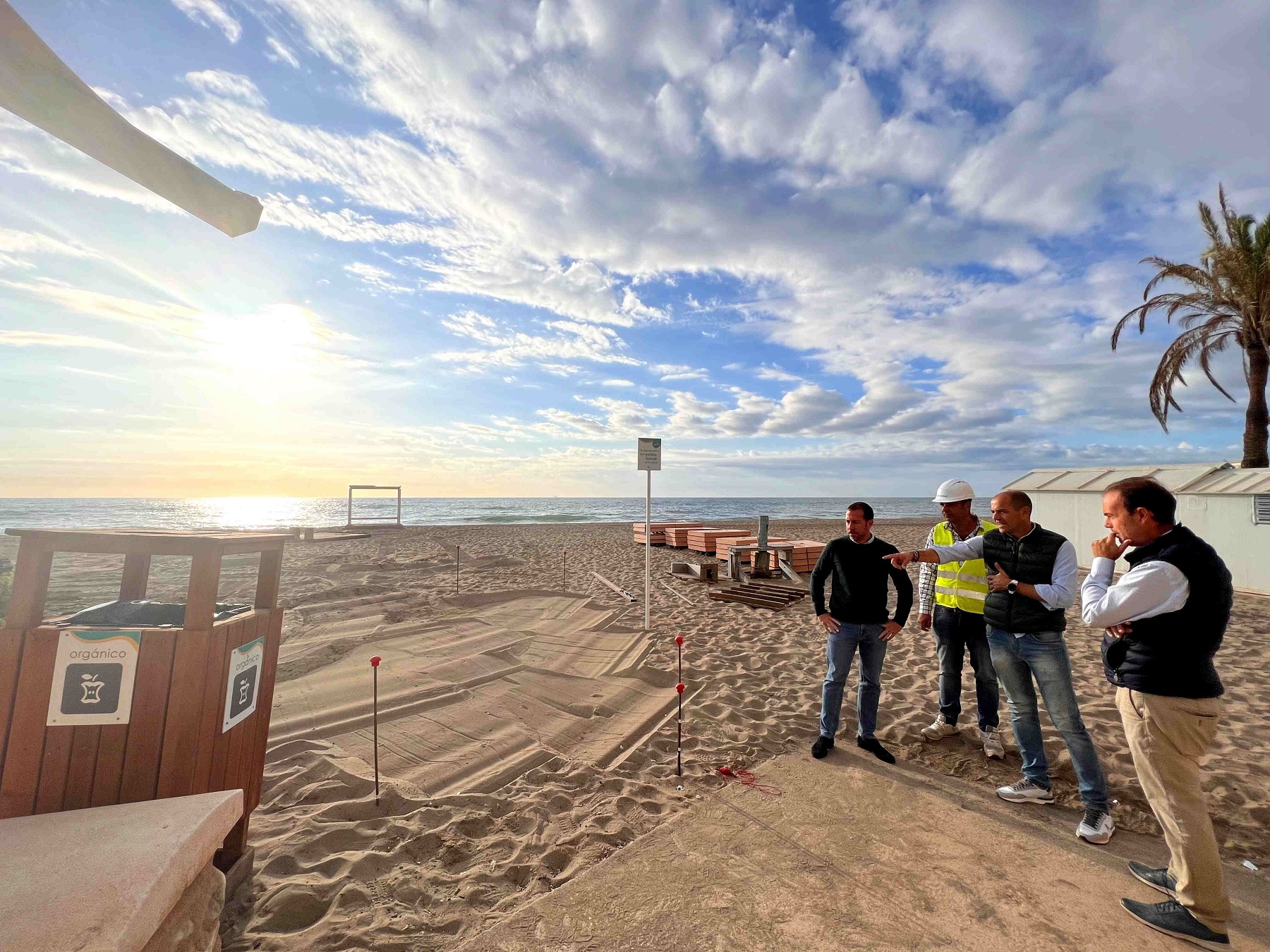 Fuengirola continúa con la mejora de accesibilidad en las playas de ...